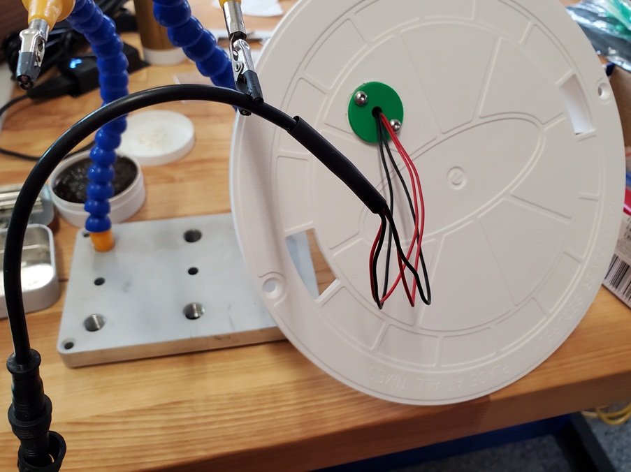 Monitoring swimming pool water level with an ESP8266 – Outpost4